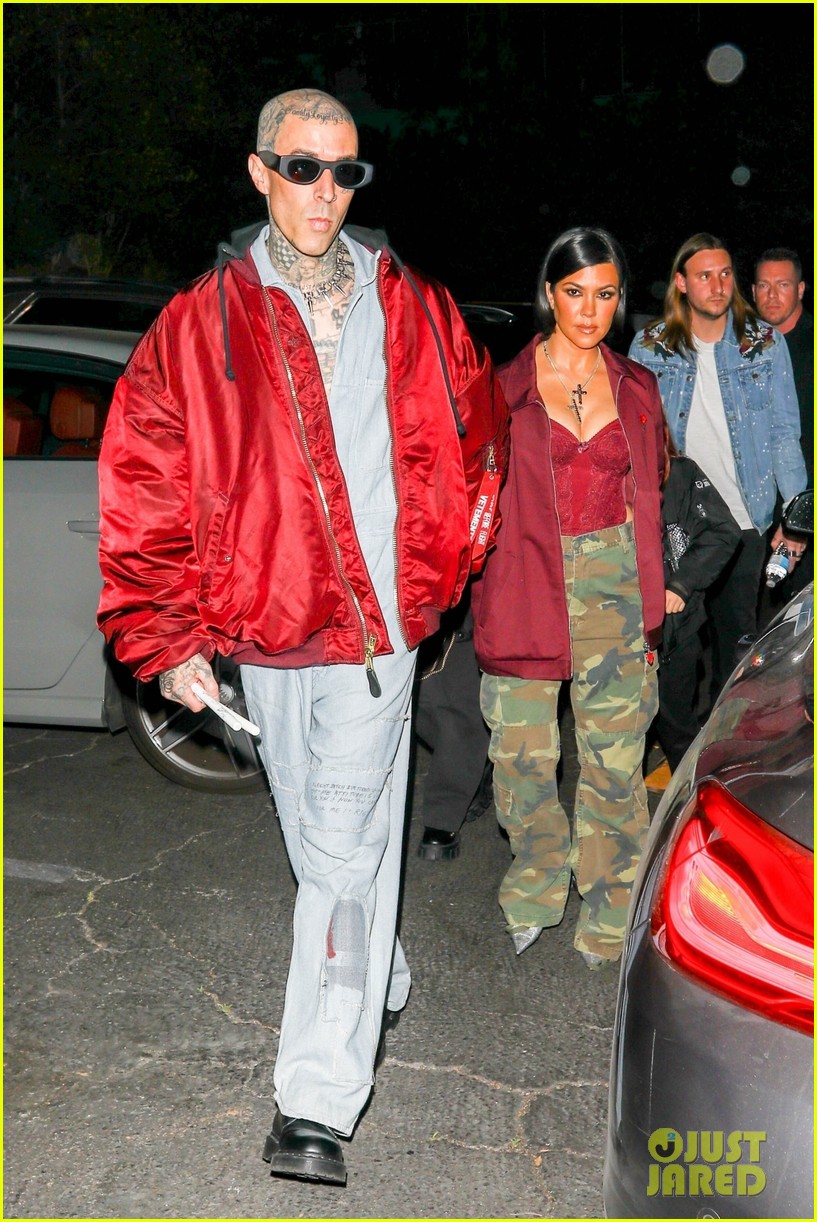 Kourtney Kardashian & Travis Barker Hold Hands While Heading to His Son ...