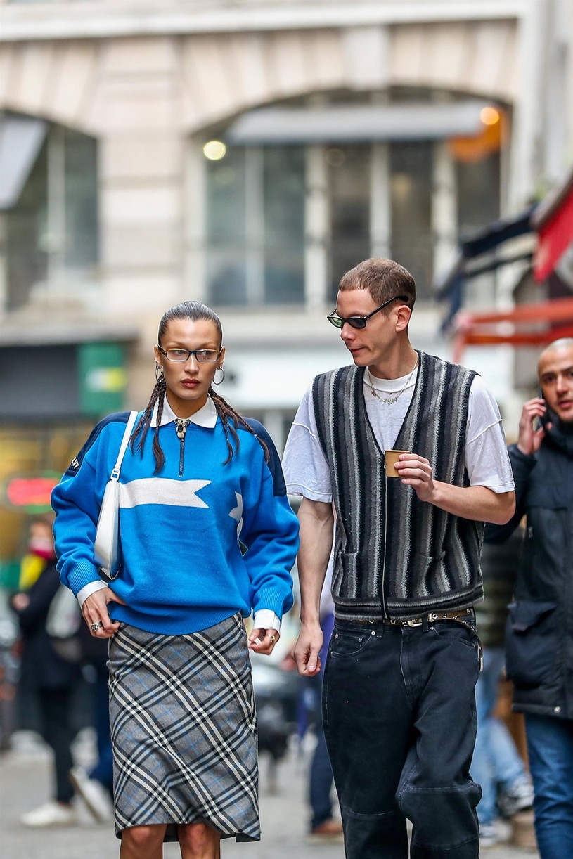 Bella Hadid & Boyfriend Marc Kalman Pick Up A Light Lunch in Paris ...