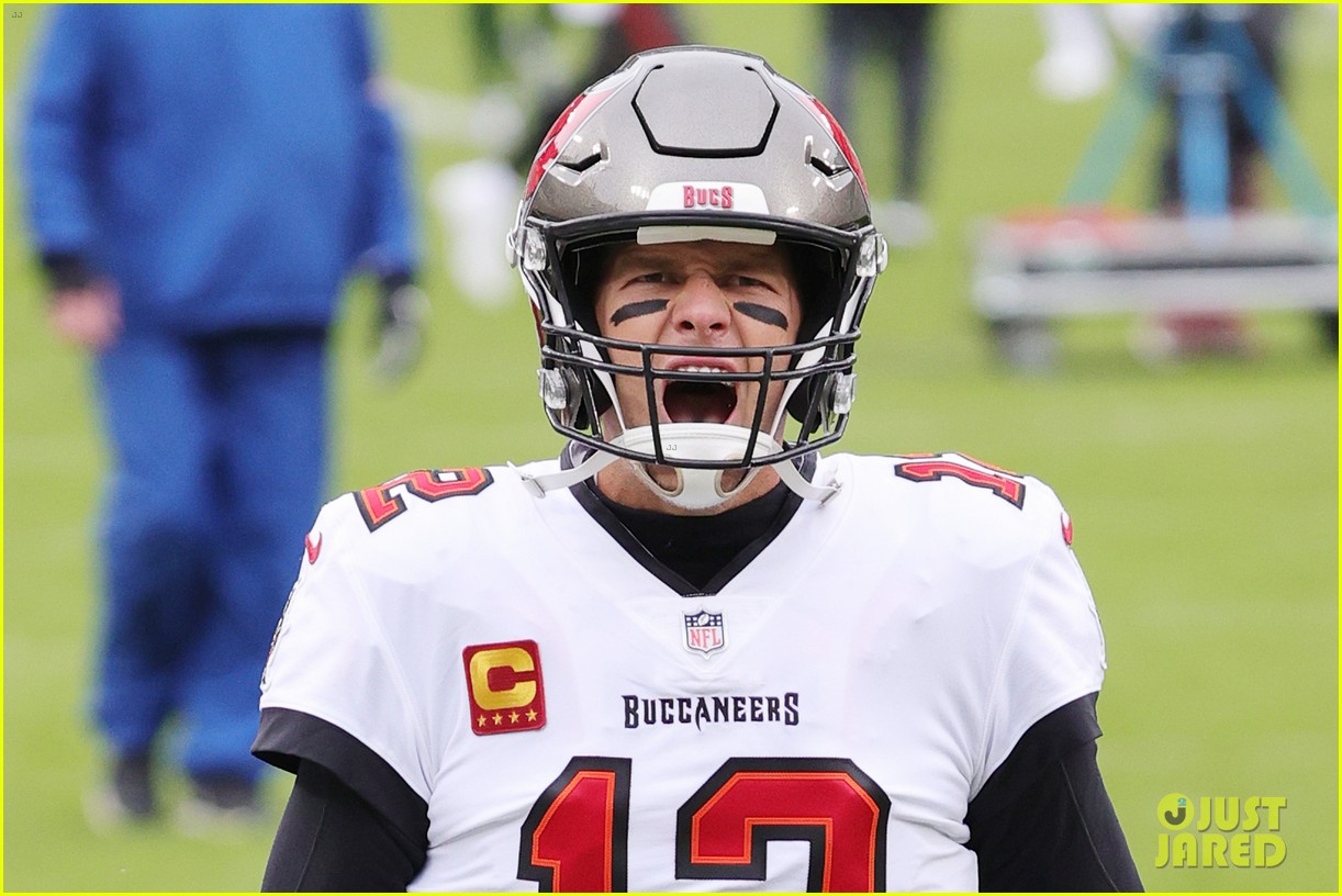 Tom Brady No Longer Retiring, Announces He's Coming Back for Another ...