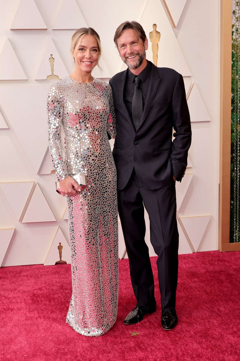 Emilia Jones, Marlee Matlin, Troy Kotsur & 'CODA' Cast Hit The Oscars Together: Photo 4734201 ...