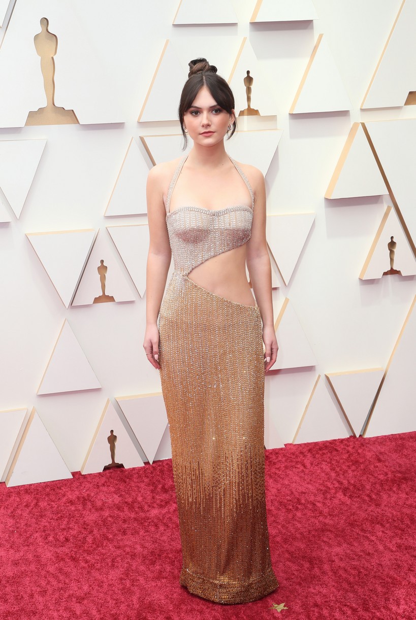 Emilia Jones, Marlee Matlin, Troy Kotsur & 'CODA' Cast Hit The Oscars Together: Photo 4734206 ...