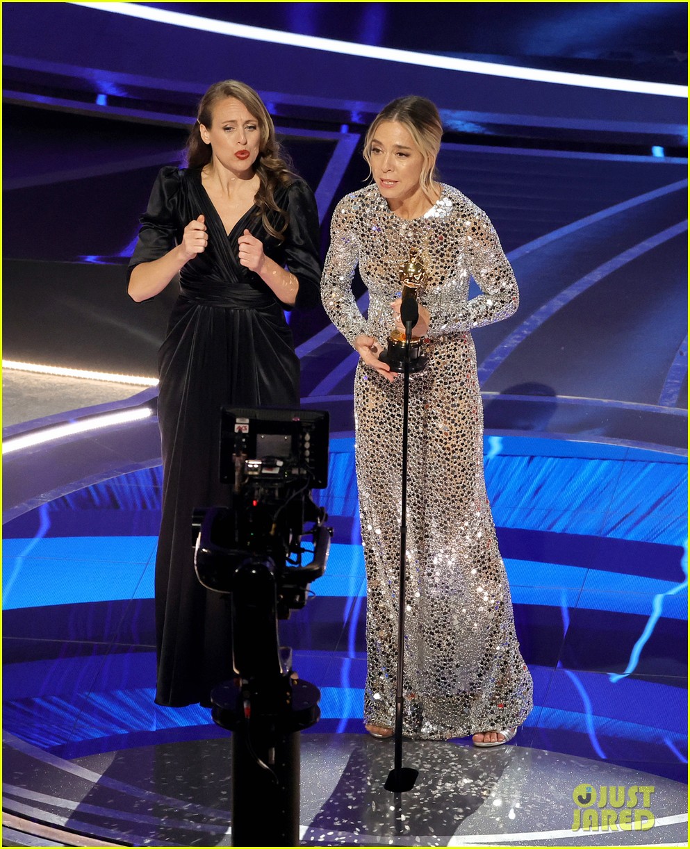 'CODA' Makes History With Best Picture Win at Oscars 2022 - Here Are ...