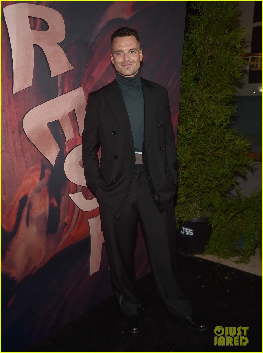 Sebastian Stan & Daisy Edgar-Jones Pose for Prom-Style Photos at 'Fresh ...