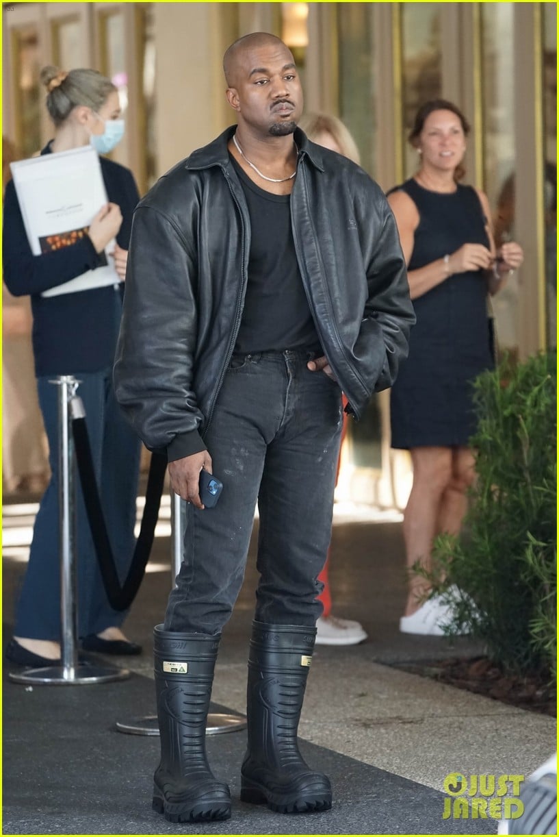 Kanye West's Rumored New Girlfriend Chaney Jones Shares Selfie with Him ...