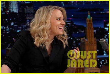 Kate McKinnon & Jimmy Fallon Take on Alexa in 'Tonight Show' Skit ...