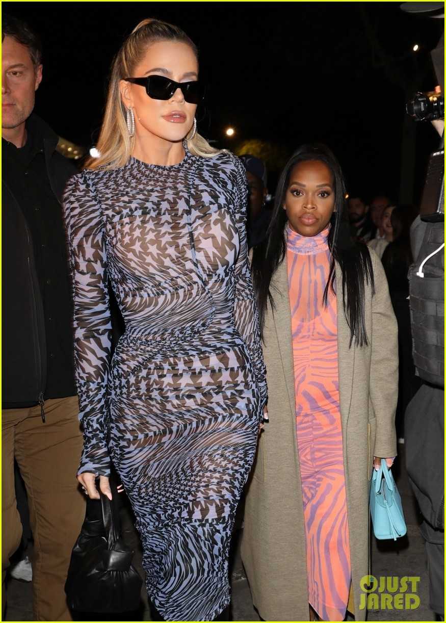 Khloe Kardashian Wears Skin-Tight Dress to Dinner with BFF Khadijah ...
