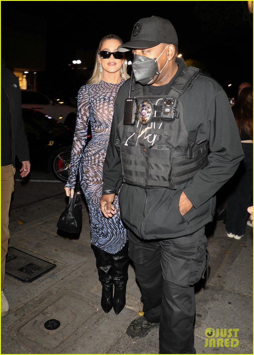 Khloe Kardashian Wears Skin-Tight Dress to Dinner with BFF Khadijah ...