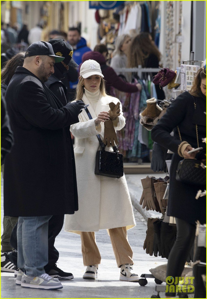 Maluma Enjoys Rare Day Out with Girlfriend Susana Gomez in Greece ...