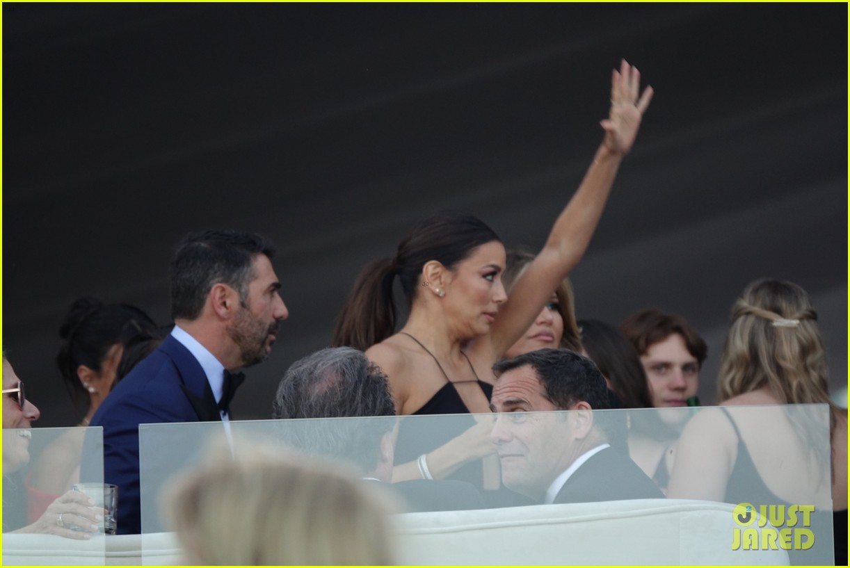 Eva Longoria, Gordon Ramsay, & More Stars Mingle at Brooklyn Beckham ...