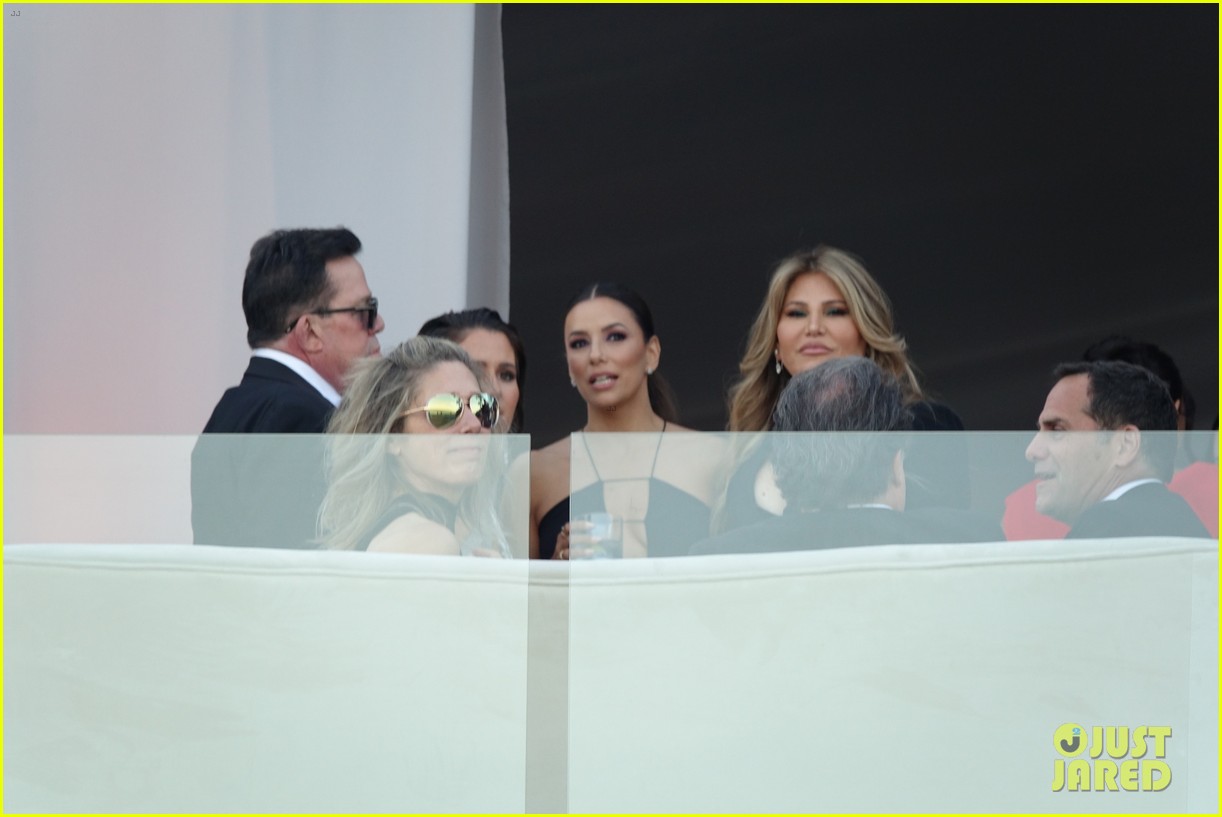 Eva Longoria, Gordon Ramsay, & More Stars Mingle at Brooklyn Beckham ...