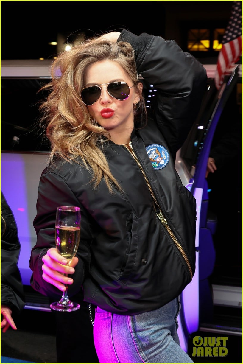 Julianne Hough, Vanessa Williams, & More Celebrate First Performance of ...