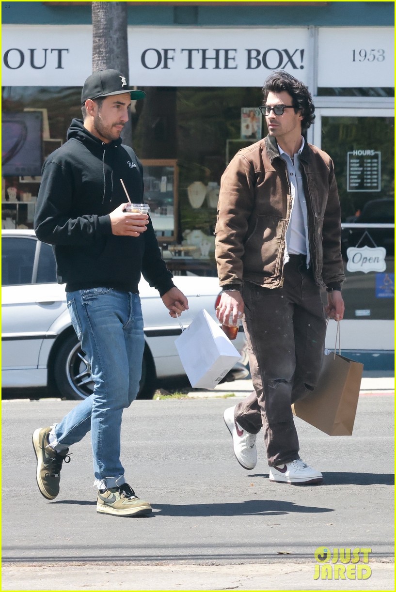 Joe Jonas Spends the Day Shopping with Longtime Pal Greg Garbowsky ...