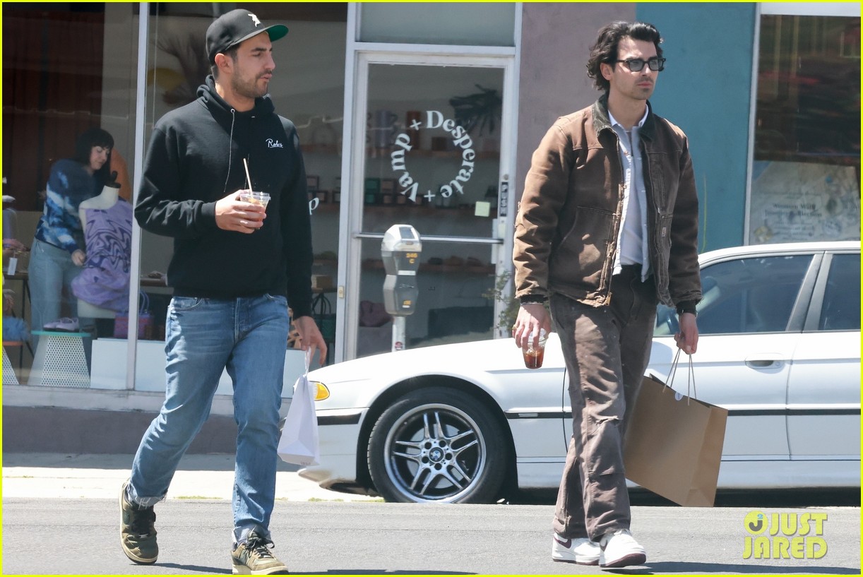 Joe Jonas Spends the Day Shopping with Longtime Pal Greg Garbowsky ...