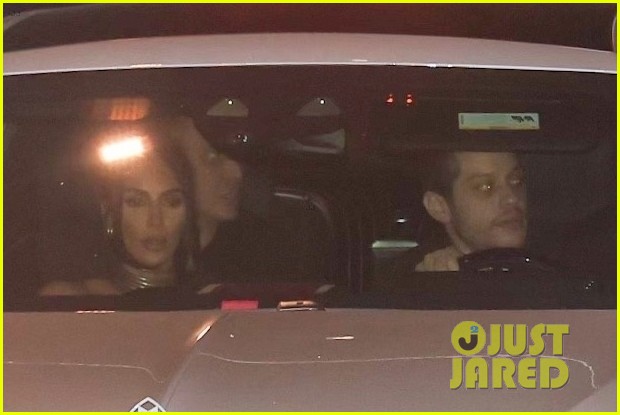 Kim Kardashian Didn't Pose with Pete Davidson at 'The Kardashians' Premiere, But They Were Seen ...