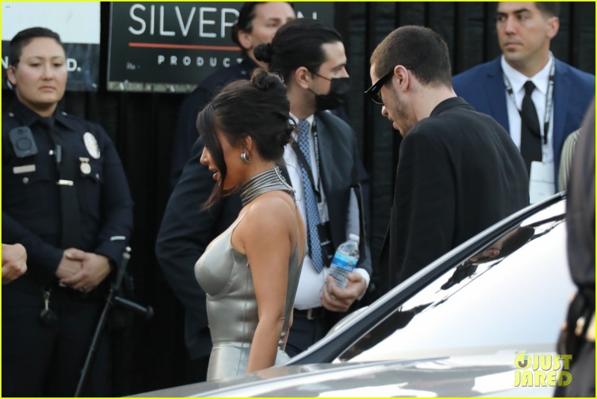 Kim Kardashian Holds Hands with Pete Davidson While Arriving to 'The Kardashians' Premiere ...