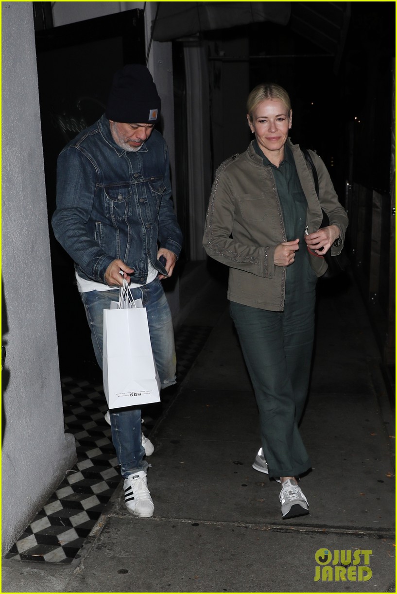 Chelsea Handler & Boyfriend Jo Koy Couple Up for Date Night in WeHo ...