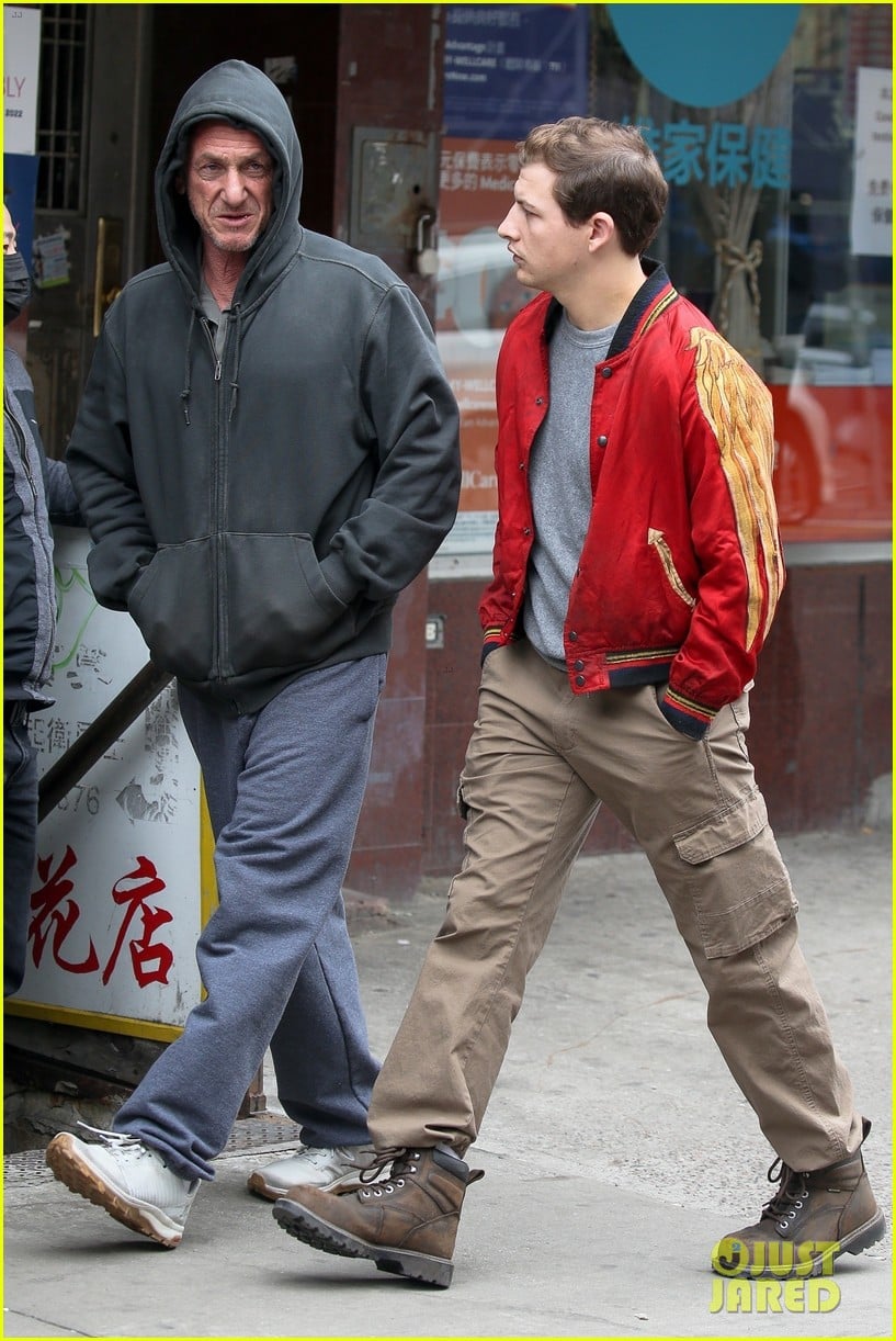 Sean Penn & Tye Sheridan Get to Work on the Set of 'Black Flies' in NYC ...