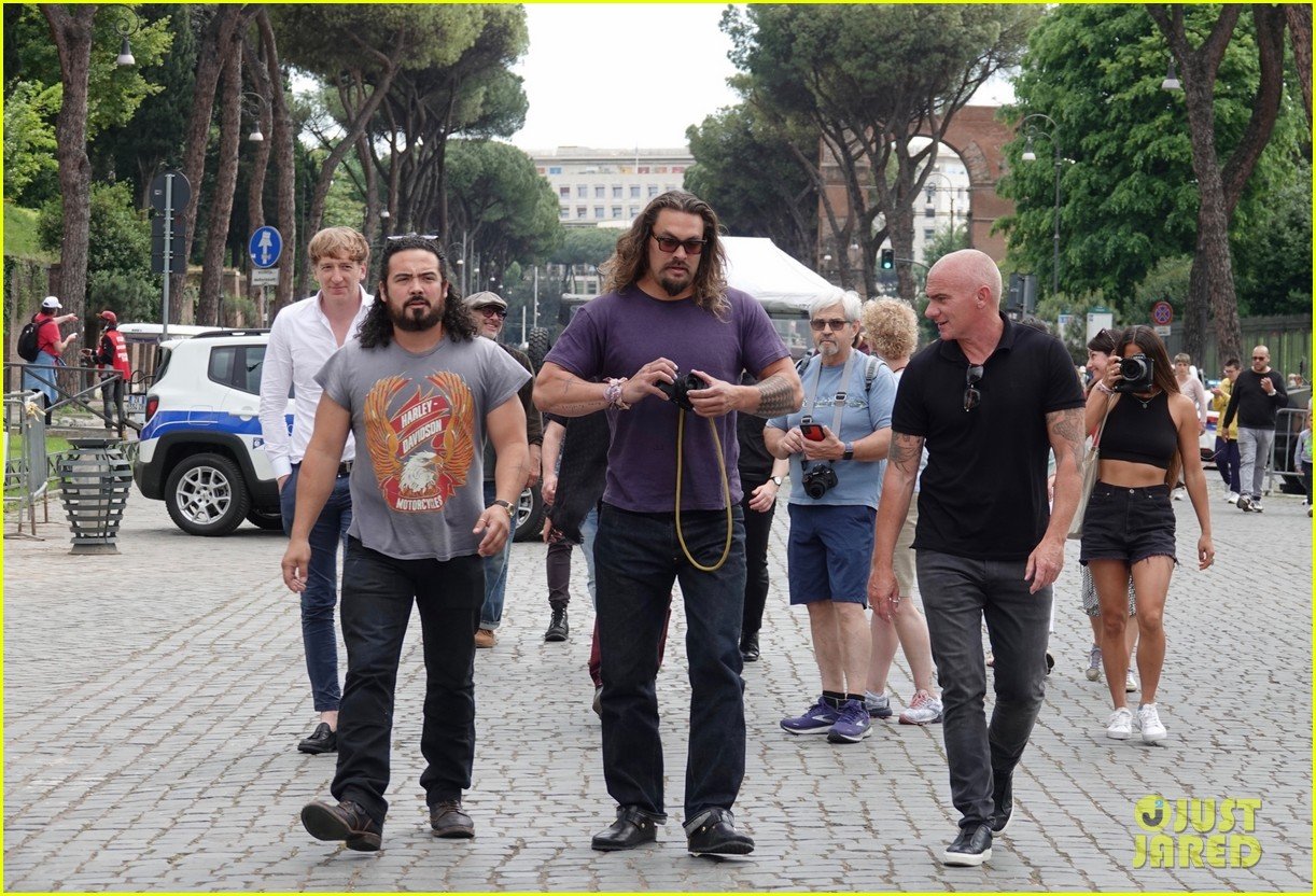 Jason Momoa Was Blown Away By The Sight of The Colosseum in Rome & His ...