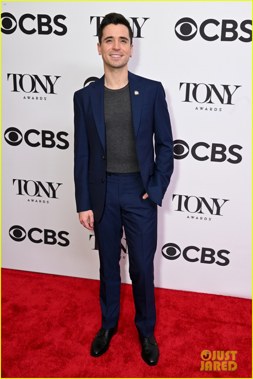 Patti LuPone Poses with THE Chris Harper After That Viral 'Company ...