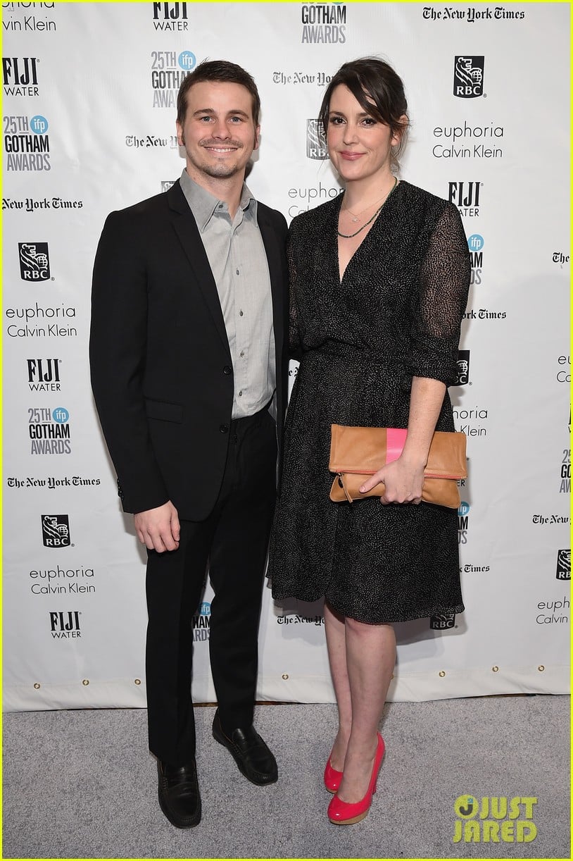 Melanie Lynskey Recalls Her Spontaneous Wedding to Jason Ritter & Says ...