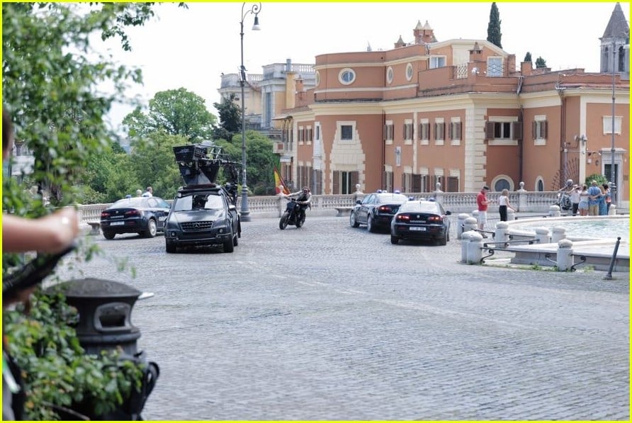 Jason Momoa Wraps 'Fast X' Rome Shoot, Goes Shirtless While Heading to ...