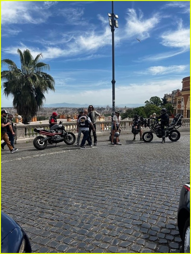 Jason Momoa Wraps 'Fast X' Rome Shoot, Goes Shirtless While Heading to ...