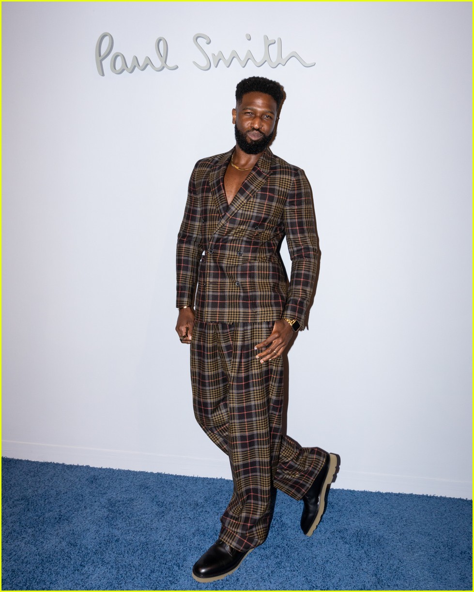 Pablo Schreiber, Matt Rogers, & More Gather to Celebrate Paul Smith's ...