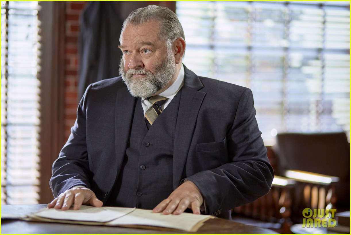 Here's Everything 'When Calls The Heart's Pascale Hutton & Kavan Smith ...