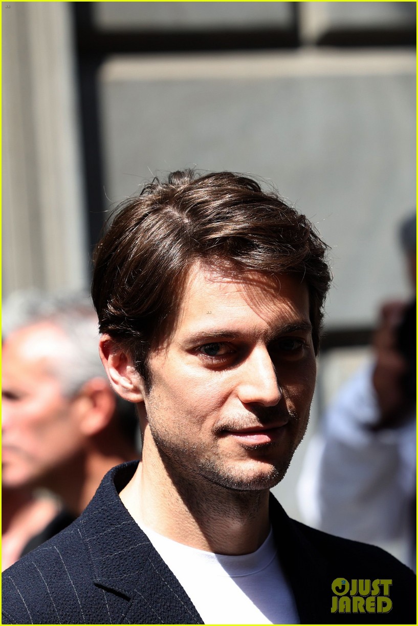 Bridgerton's Rege-Jean Page & Jonathan Bailey Reunite at Giorgio Armani ...