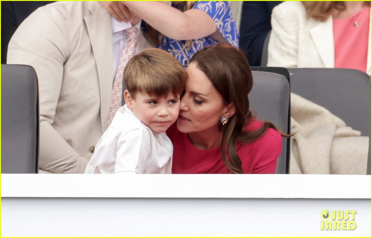 Prince Louis Once Again Steals The Show at Platinum Jubilee - See His ...