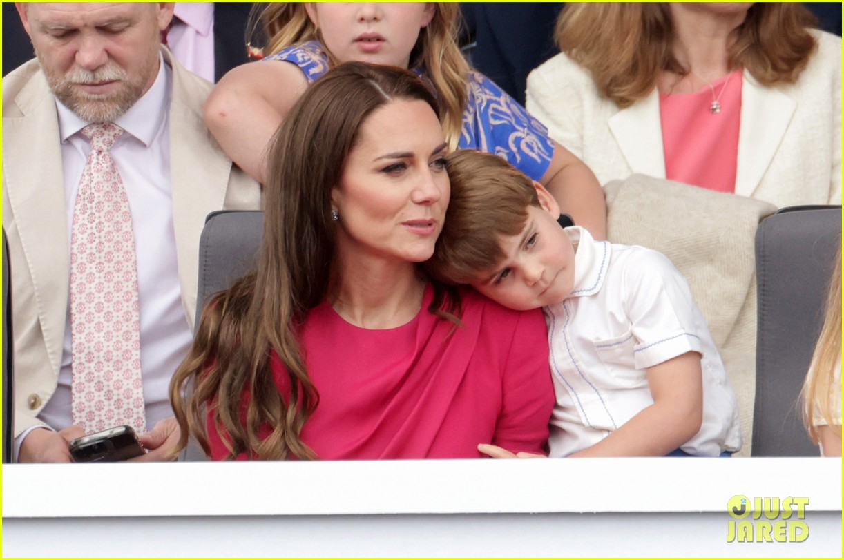 Prince Louis Once Again Steals The Show at Platinum Jubilee - See His ...