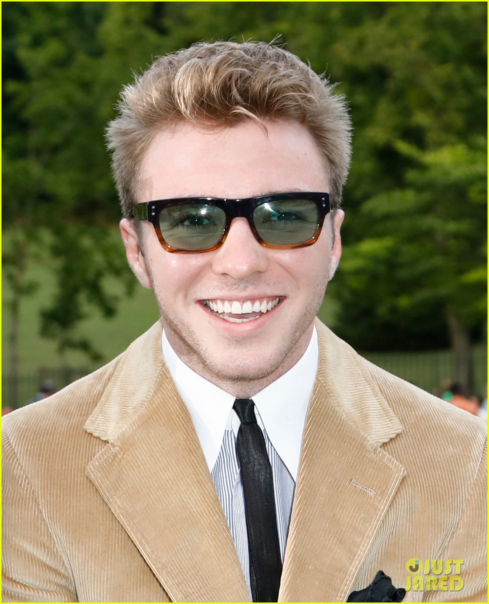 Madonna's Kids Lourdes Leon & Rocco Ritchie Make Rare Public Appearance ...