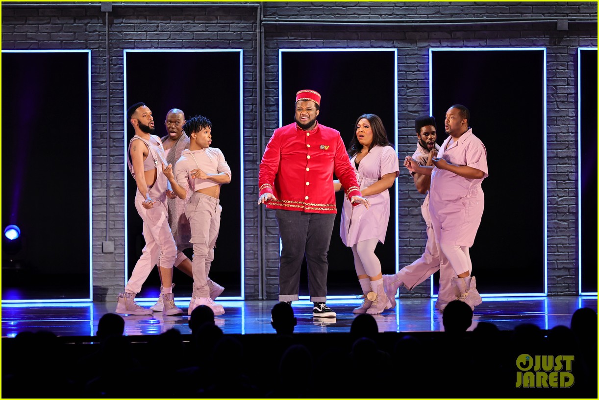 Jaquel Spivey from 'A Strange Loop' Delivers Fun-Filled Performance at ...