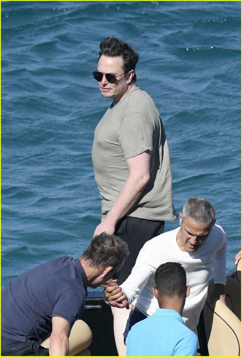 Elon Musk Vacations on a Yacht in Mykonos Amid Twitter Lawsuit: Photo ...