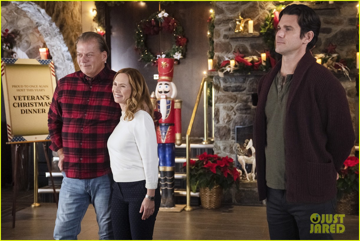 Kayla Wallace Reveals How Her New Hallmark Movie 'My Grown-Up Christmas ...