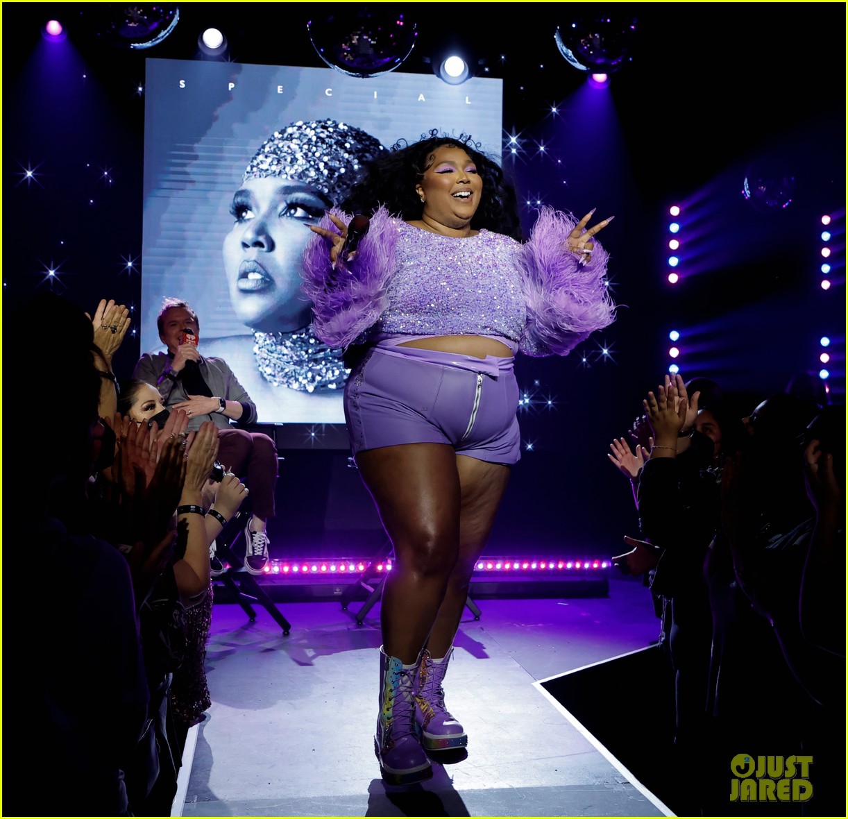Lizzo Drops Brand New Album 'Special' - Listen Now!: Photo 4789235 ...