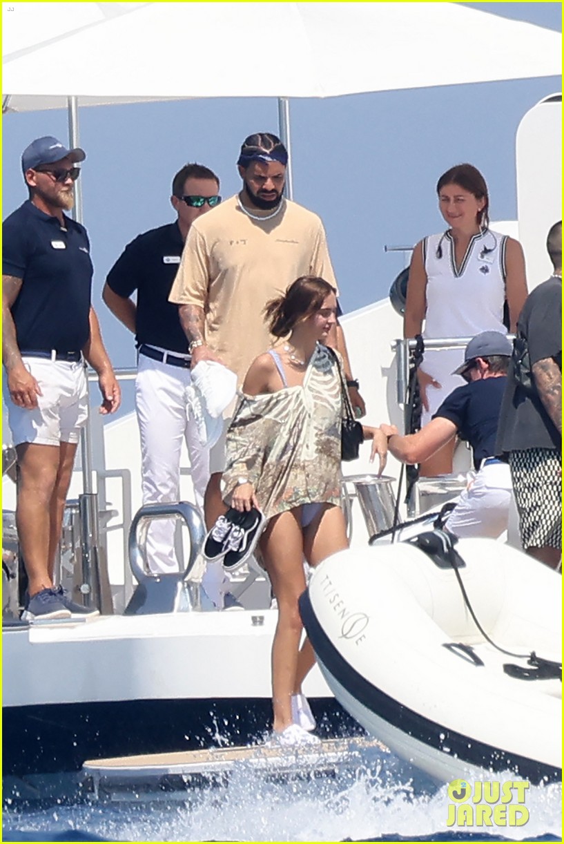 Drake Vacations in Saint-Tropez with YouTuber Suede Brooks: Photo ...