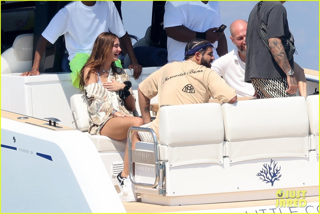 Drake Vacations in Saint-Tropez with YouTuber Suede Brooks: Photo ...