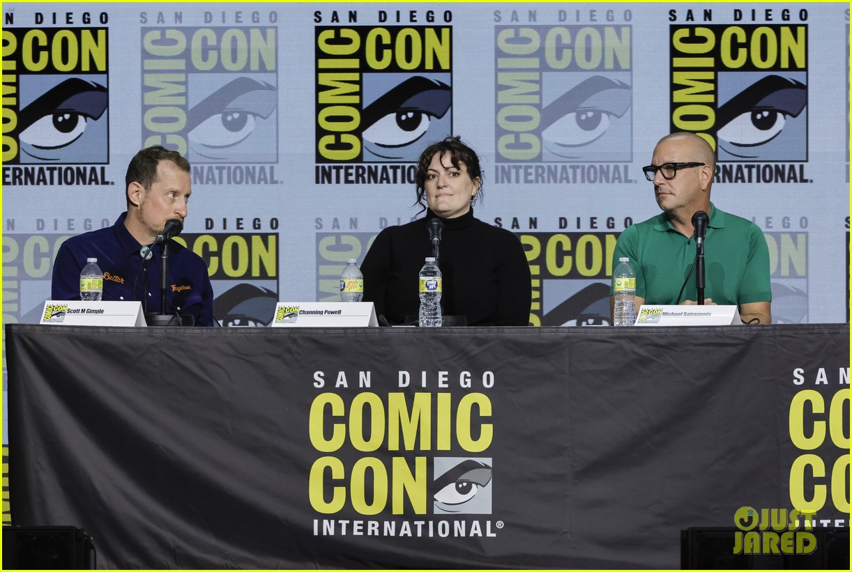 Terry Crews Rips His Shirt Off During 'Tales Of The Walking Dead' Panel ...