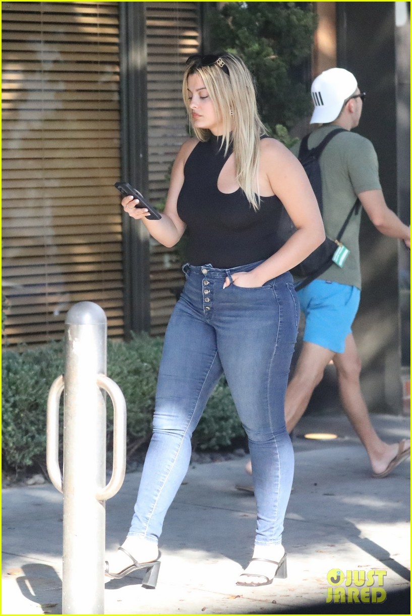 Bebe Rexha Is Still Going Strong with Boyfriend Keyan Safyari - New ...