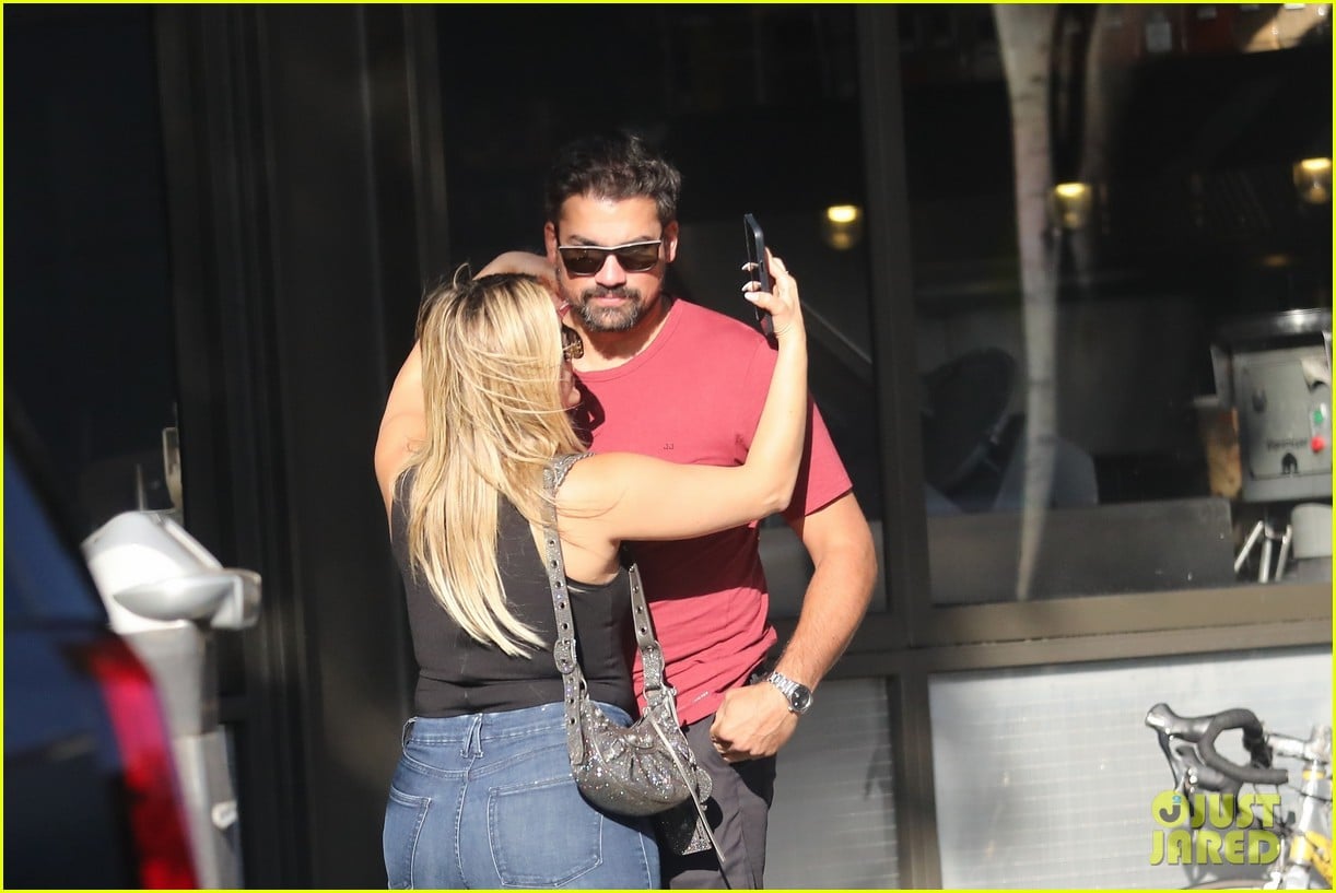 Bebe Rexha Is Still Going Strong with Boyfriend Keyan Safyari - New ...