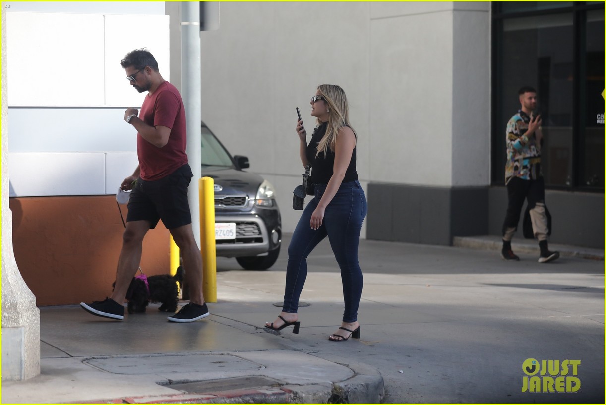 Bebe Rexha Is Still Going Strong with Boyfriend Keyan Safyari - New ...