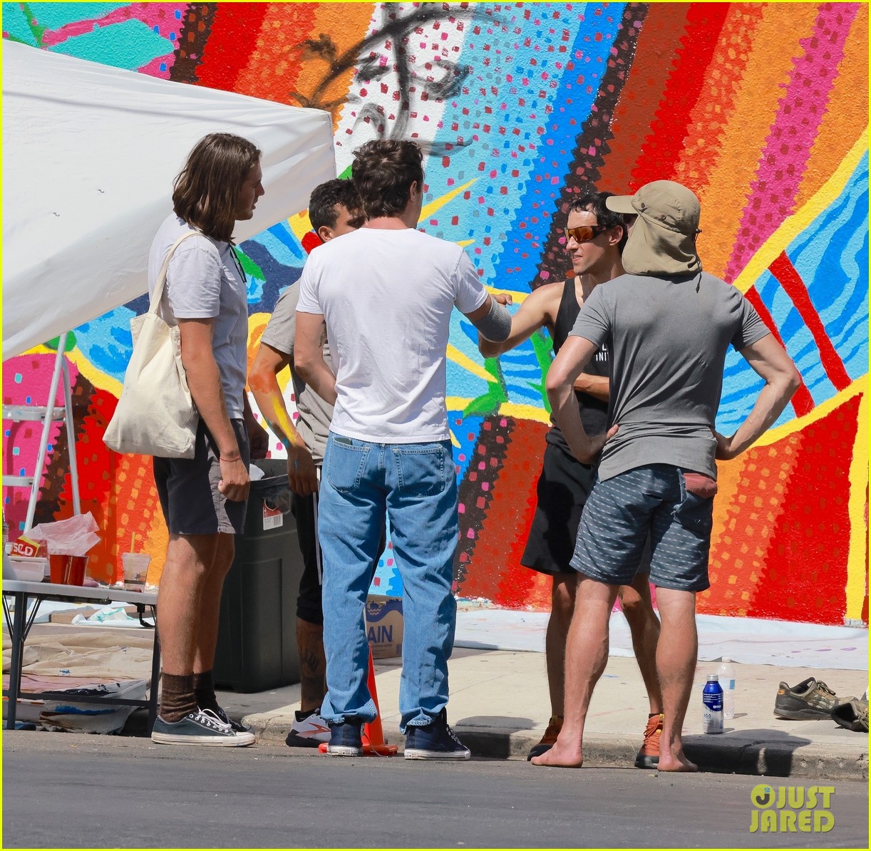 Casey Affleck Seemingly Skipping Brother Ben's Wedding, Spotted in L.A ...