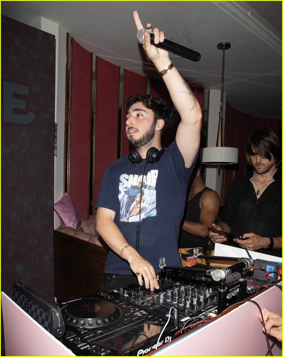 Charli D'Amelio & Landon Barker Couple Up at Booby Tape Party Hosted by ...