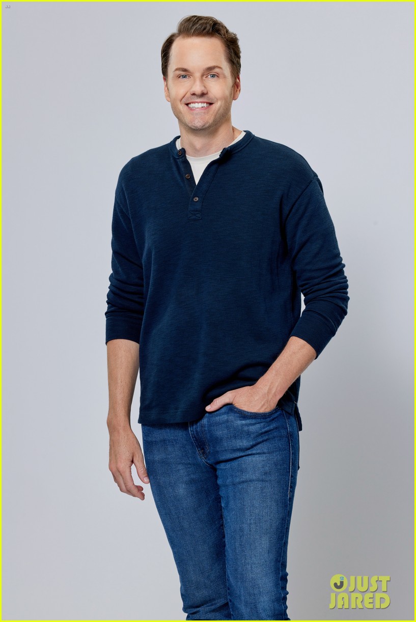 Rachel Boston & Paul Campbell Navigate The Dating Scene as Single ...