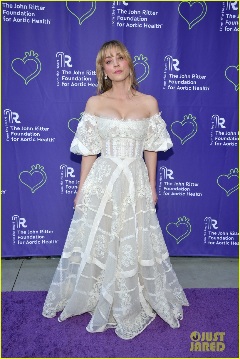 Kaley Cuoco To Lead Peacock's Comedy Thriller Series 'Based on a True Story': Photo 4799815 ...