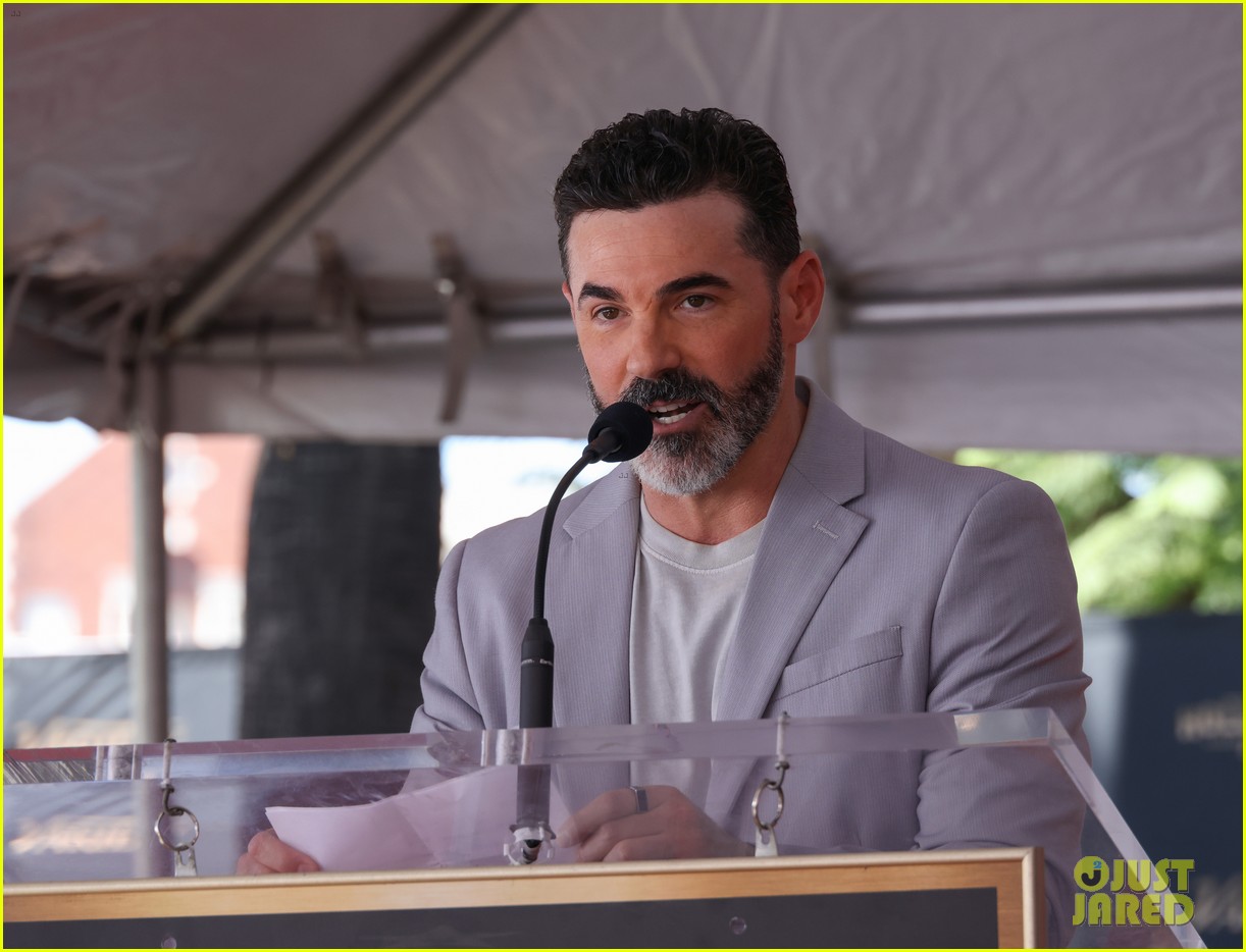 Kenan Thompson's Daughters Make Rare Public Appearance to Support Him ...