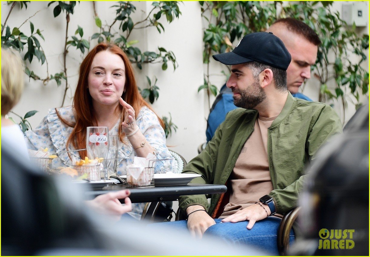 Lindsay Lohan & Bader Shammas Share A Sweet Moment During Lunch In NYC ...