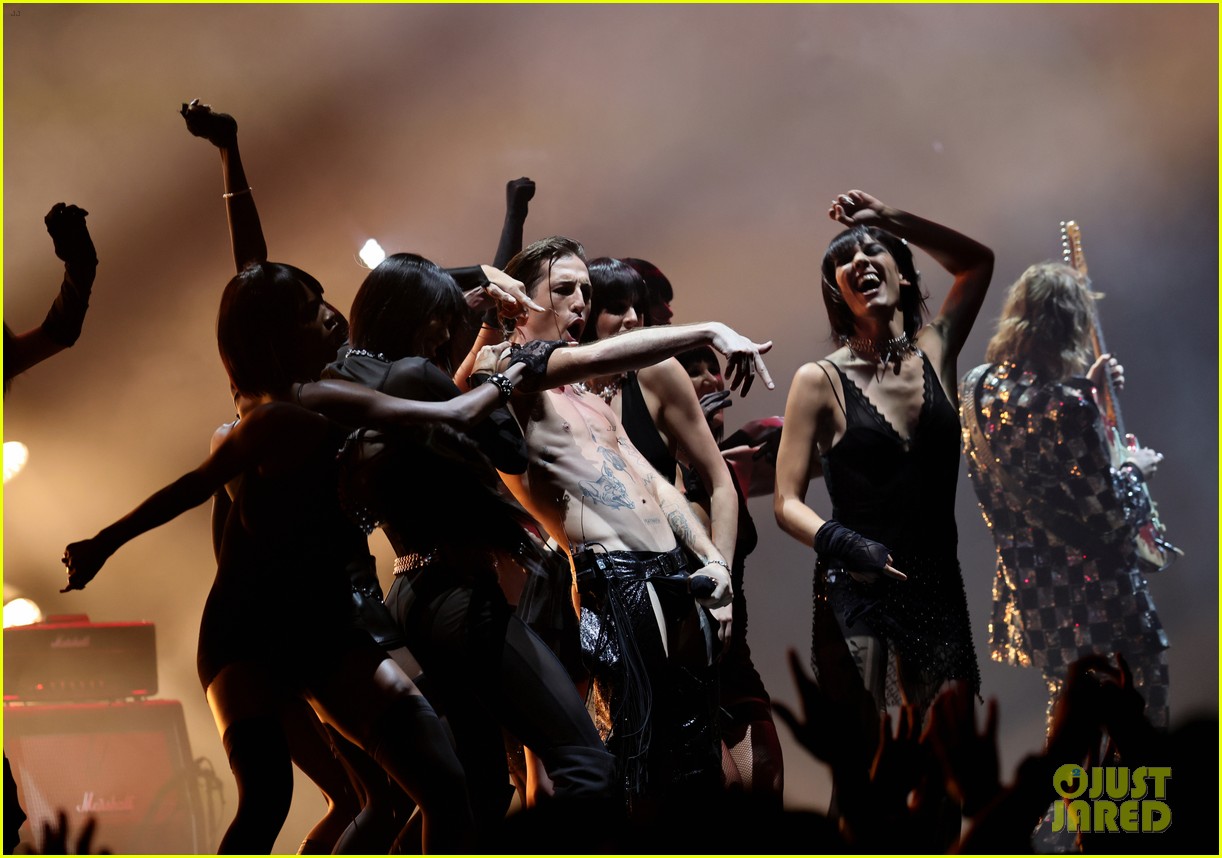 Maneskin's VMAs Performance Seemingly Got Censored, Damiano David Bared ...