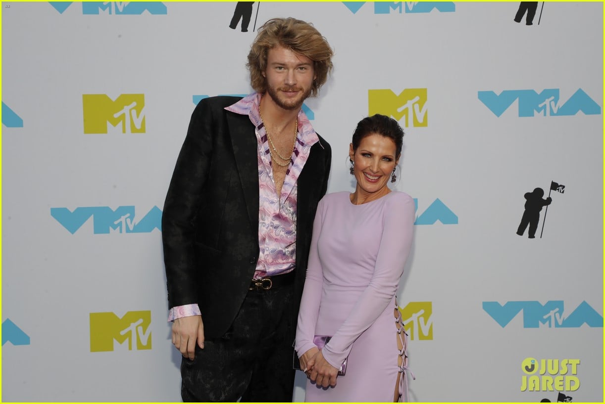 Here's What Yung Gravy Said About Bringing Addison Rae's Mom to the ...